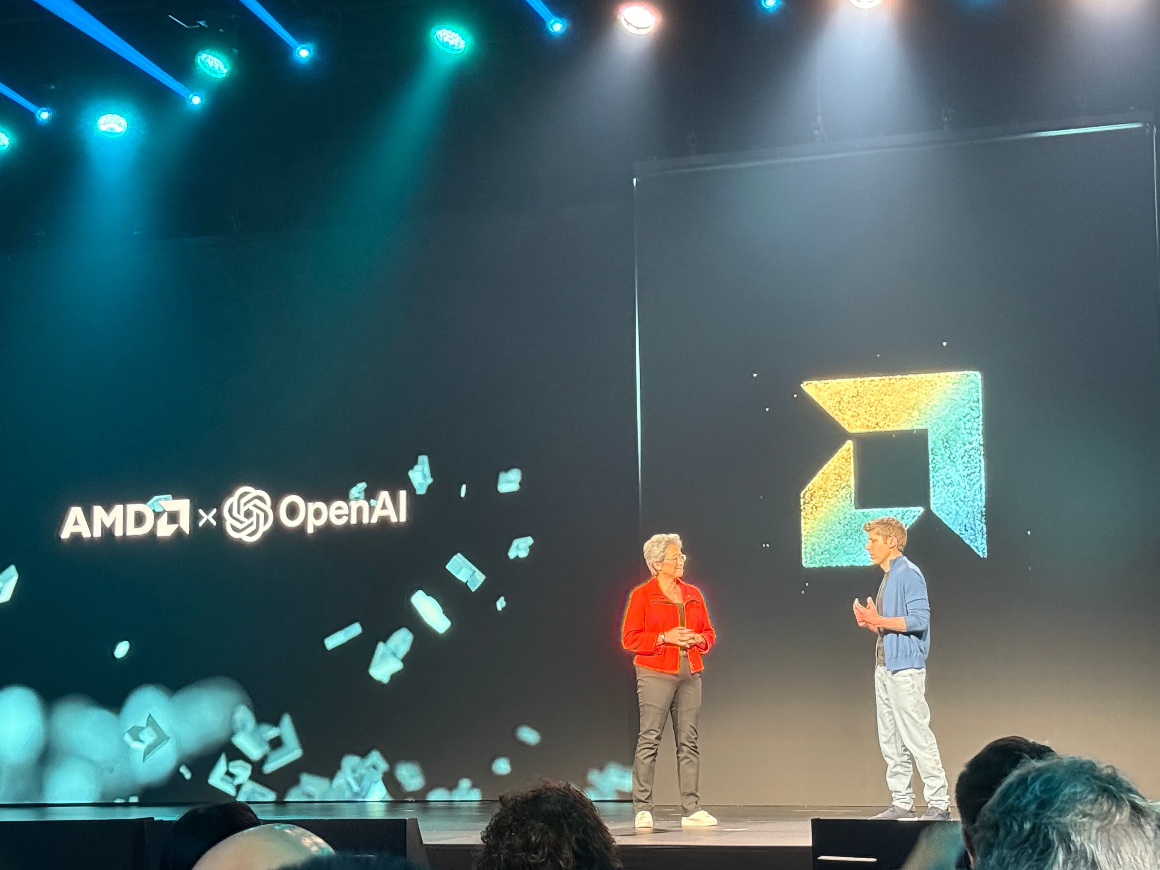 AMD 蘇姿丰：2028年資料中心 AI 加速器 TAM 將超過5000億美元｜新聞快訊｜豐雲學堂